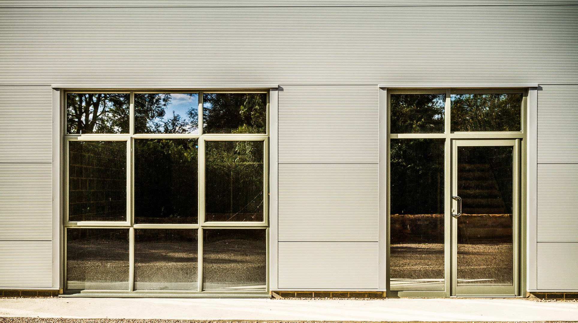 Aluminium Shopfronts | Commercial Shop Fronts Windows & Doors