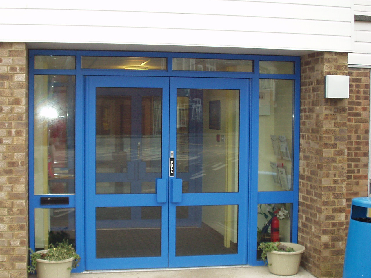 Aluminium Shopfronts | Commercial Shop Fronts Windows & Doors