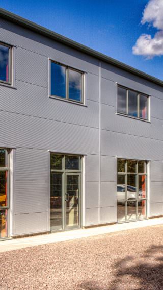 Aluminium ShopFronts UK | Commercial Shop Fronts | Sternfenster